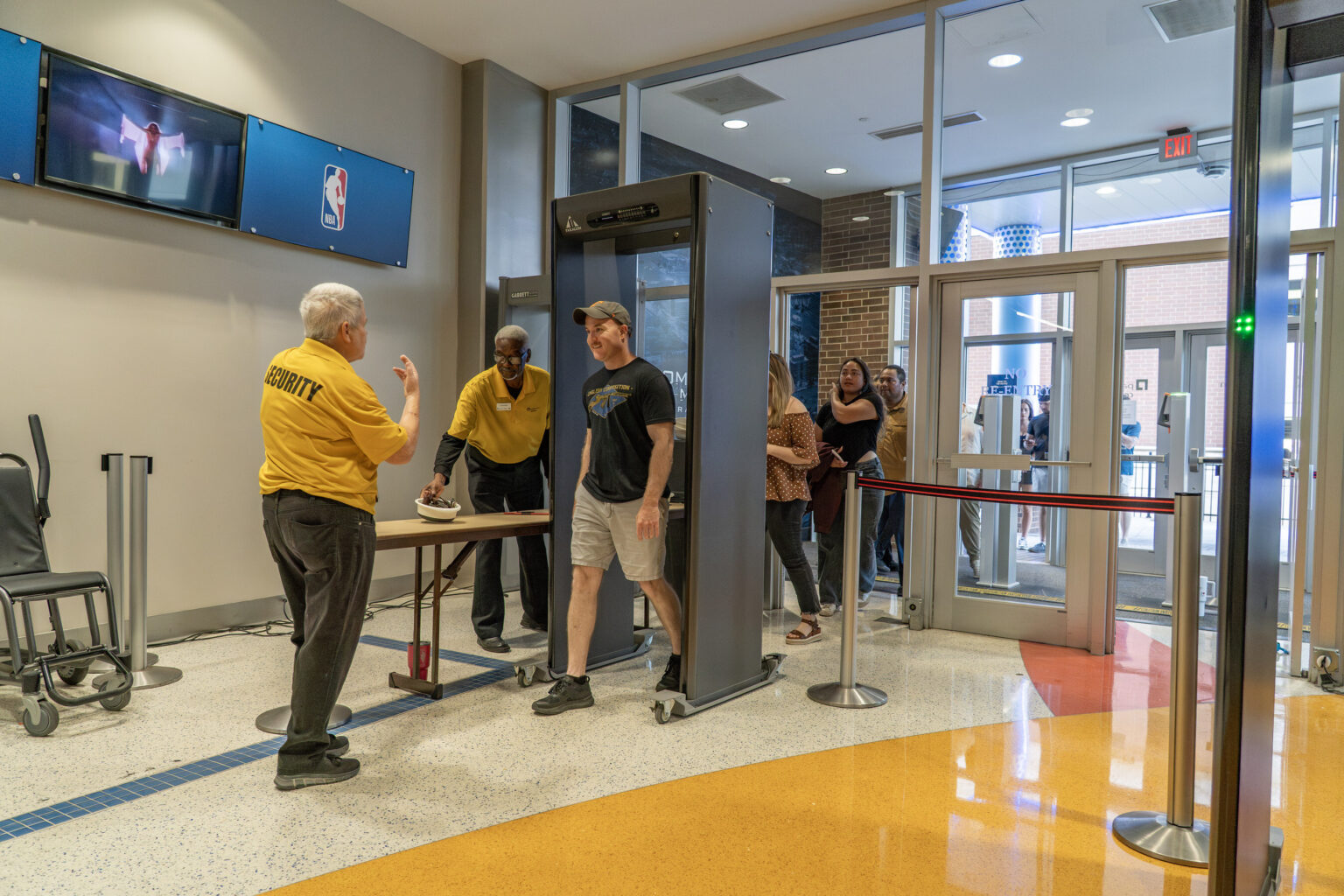 Walk-Through Metal Detector Software - Correctional News